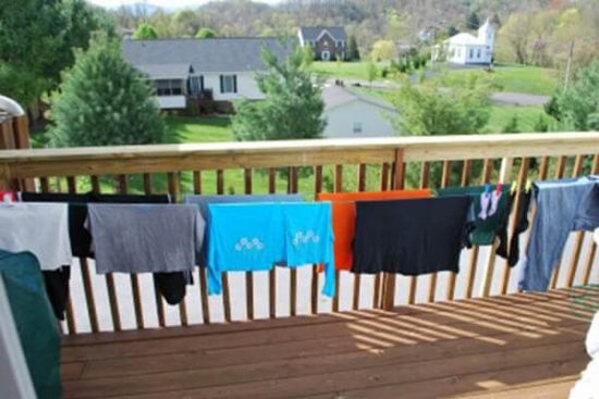 Benefits of Line Drying - Keeper of the Home